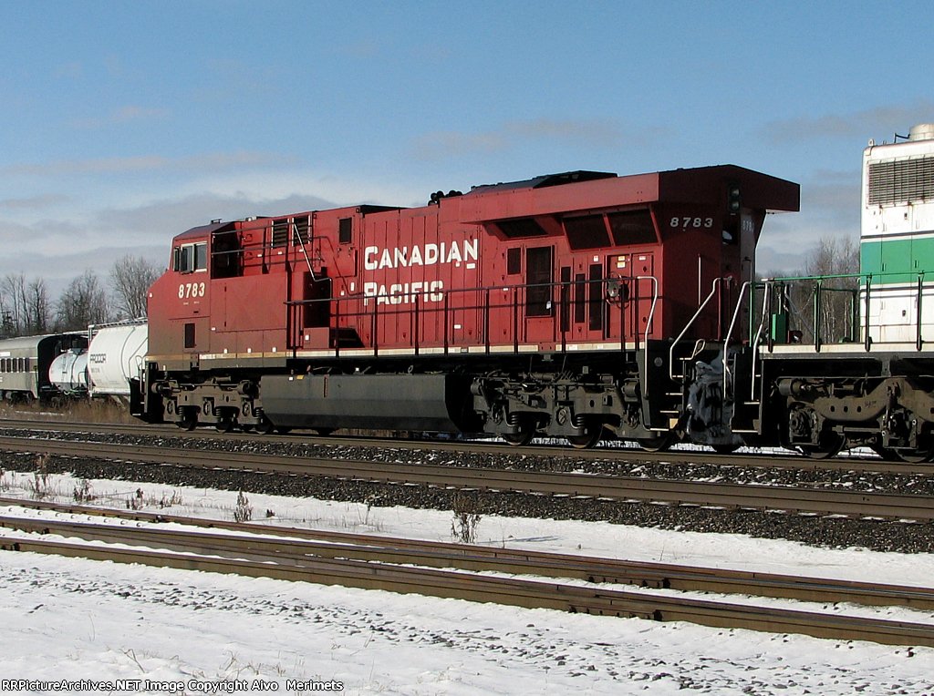 CP 8783 at Guelph Jct.